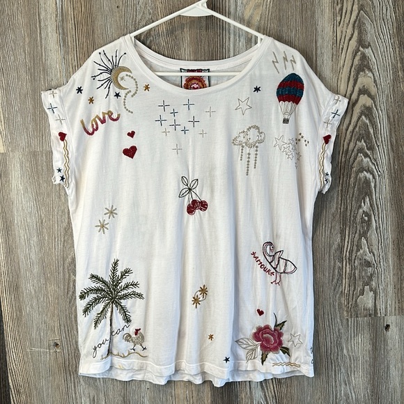 Johnny Was | Tops | Johnny Was White Tee With Embroidery L | Poshmark
